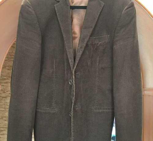 Мужской вельветовый пиджак