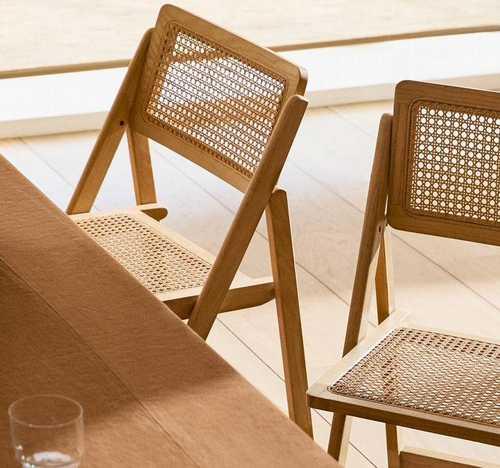 Складной стул из ротанга и ясеня Zara Home