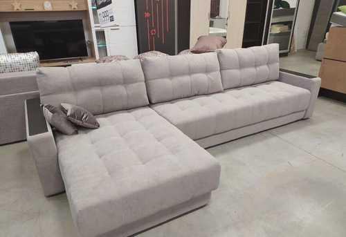Большой стильный диван