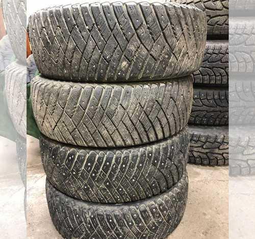 Goodyear UltraGrip Ice 2 215/60 R16