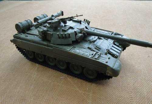 Танк Т 80 UD модель 1/35