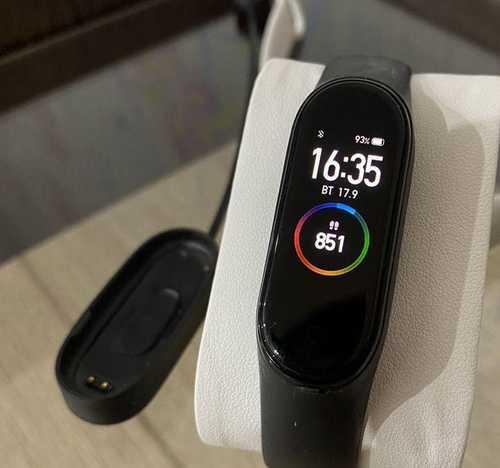 Фитнес браслет xiaomi mi band 4