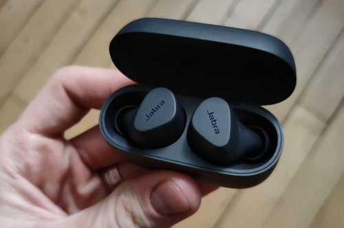 Беспроводные наушники Jabra Elite 2