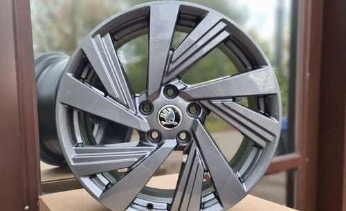 Новые литые диски R18 на Skoda Kodiaq Россия