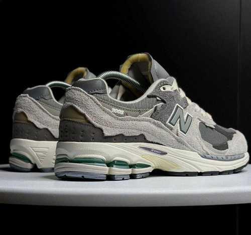 Кроссовки New Balance 2002R grey