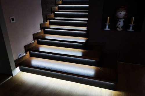 Умная подсветка лестниц с датчиками движения