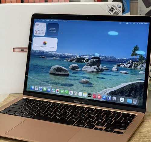 MacBook Air 13 (2020, M1), 256 ГБ, M1 (8-core), RAM 8 ГБ, GPU 8-core