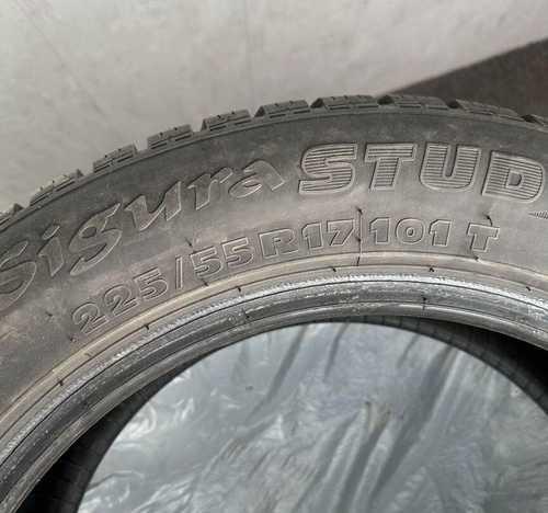 Tigar Sigura Stud 225/55 R17