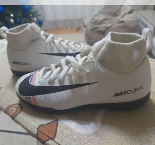 Бутсы nike mercurial