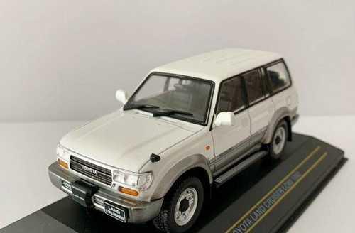 Toyota Land Cruiser LC80 1992. 1:43 First 43