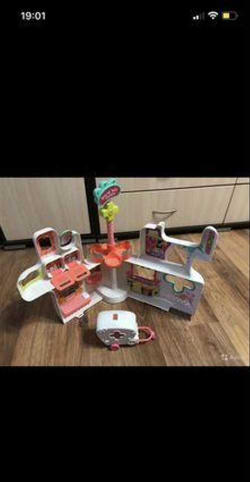 Littlest pet shop