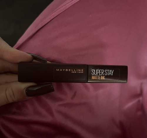 Maybelline super stay помада 275