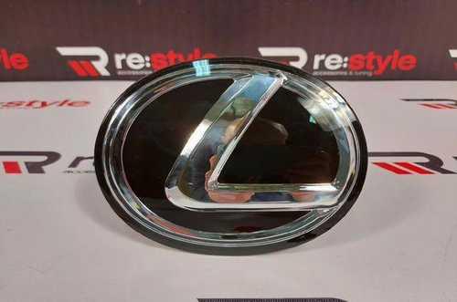 Эмблема в решетку Lexus LX570 с 16 H782