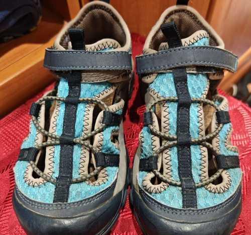 Сандалии quechua