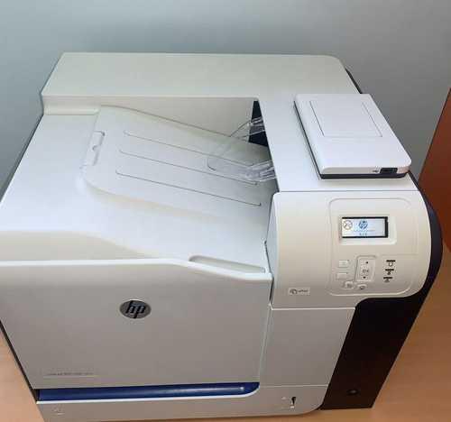 Принтер цветной Hp m551