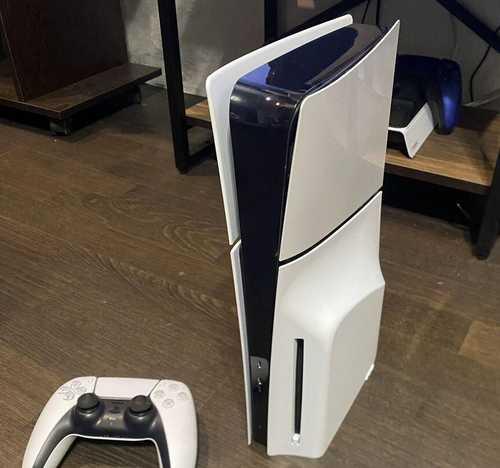 Ps5 slim с диск. на запчасти (глючит)   геймпад