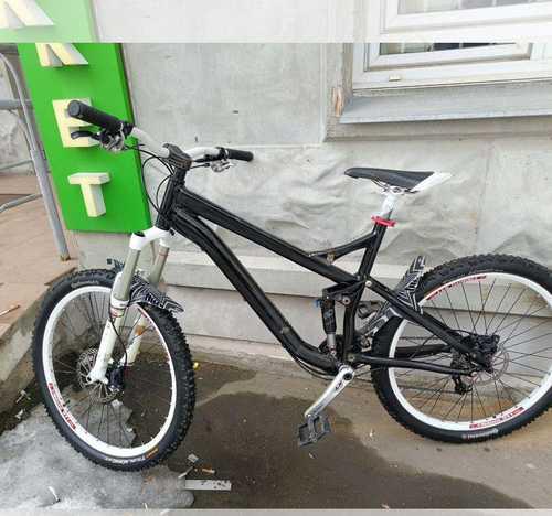 Двухподвес Specialized Stumpjumper