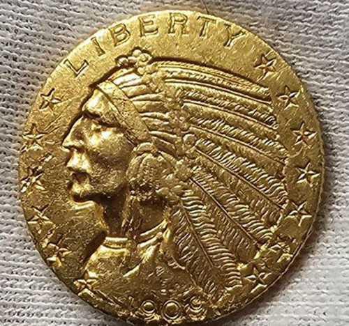 Золотая монета пять долларов с индейцем