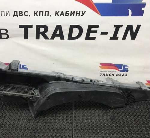 Корпус подножки левый Renault T