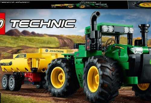 Lego Technic 42136 John Deere 9620R 4WD Tractor