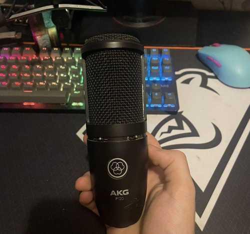 Микрофон AKG p120