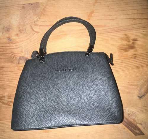Жеснкая сумка michael kors