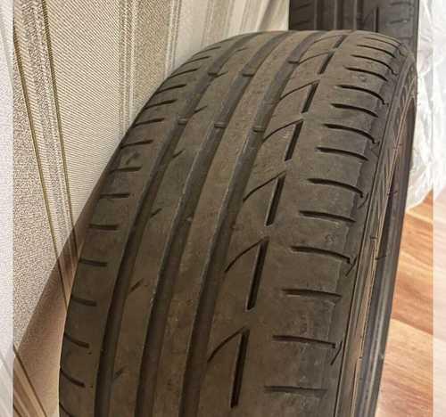 Bridgestone Potenza S001 225/45 R18 и 255/40 R18 98Y