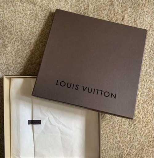 Коробка Louis vuitton оригинал 35*33*6 см