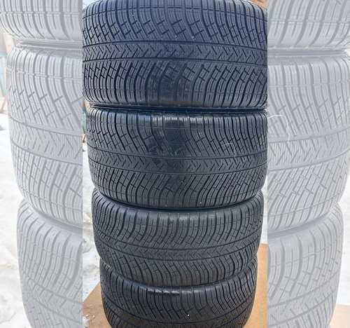 Michelin Pilot Alpin 5 SUV 275/45 R21 и 305/35 R21 109V