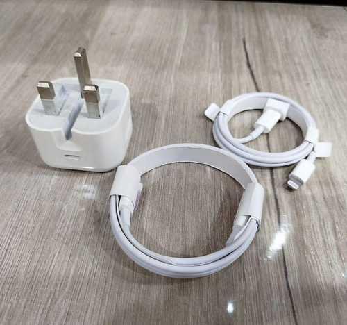 Зарядное устройство на iPhone