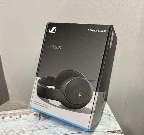 Sennheiser HD 560S Наушники