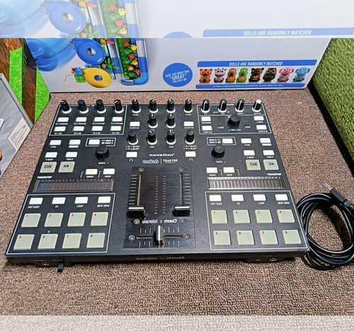 Dj контроллер novation tvich