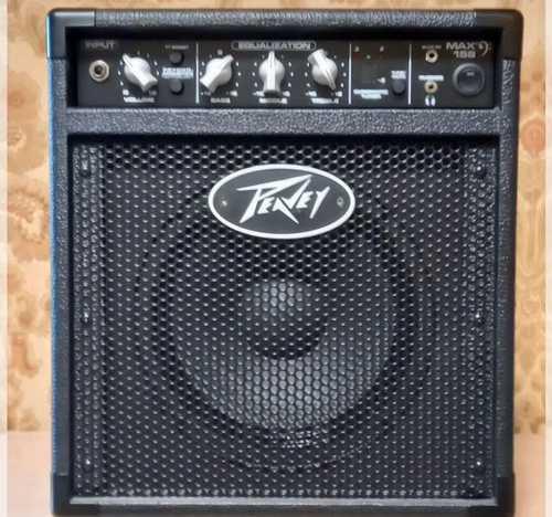 Басовый комбоусилитель Peavey MAX 158