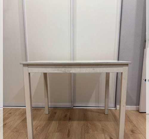 Стол IKEA 90*70