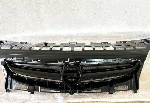 Решетка радиатора opel astra j рест full black