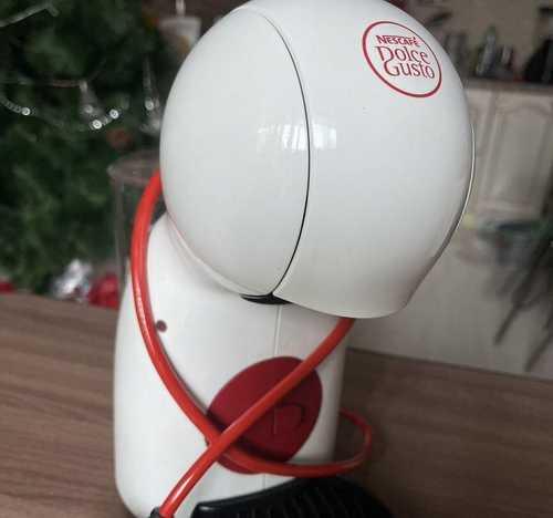 Кофемашина капсульная Dolce Gusto Krups