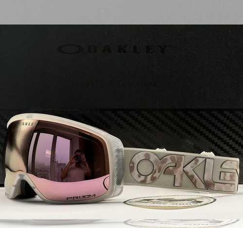 Горнолыжная маска Oakley Flight Tracker M R.Gold