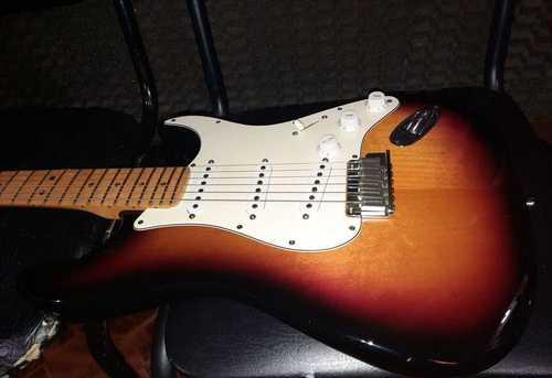 Электрогитара Fender Standard Stratocaster 1997