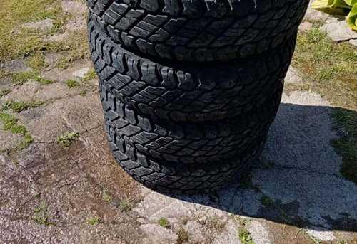 Cooper Discoverer Radial STT 245/75 R17