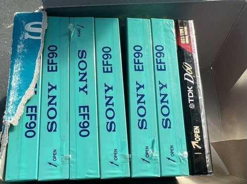 Аудиокассеты запечатанные Sony EF-90n / TDK