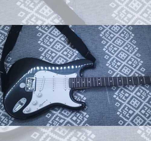 Электрогитара fender squier stratocaster