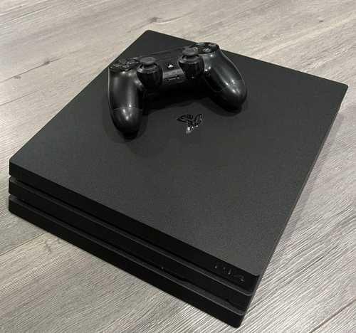 Sony Playstation 4 Pro, 1000 ГБ