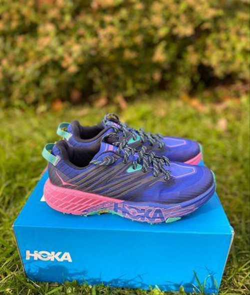 Женские кроссовки Hoka Speedgoat IV