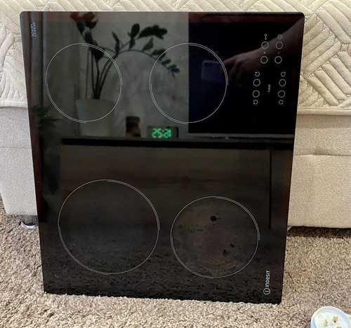 Варочная поверхность Indesit RI 161 C