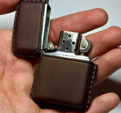 Кожаный чехол для зажигалки zippo