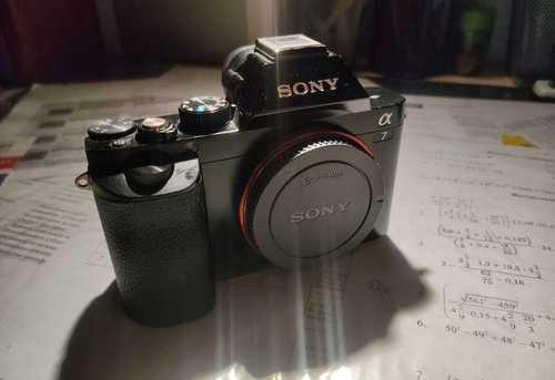 Беззеркальная камера Sony a7 1-го поколения