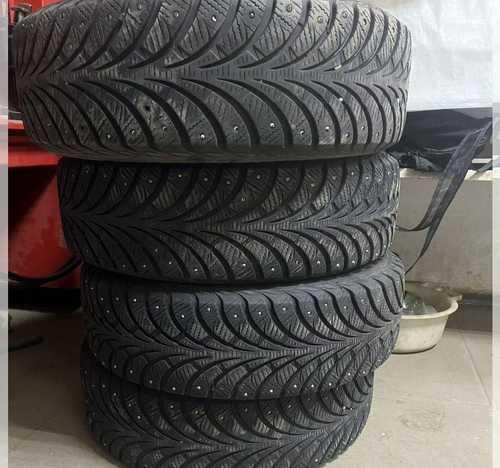 Goodyear UltraGrip Extreme 185/65 R15