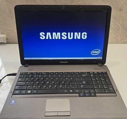 Ноутбук Samsung r540 Core i3