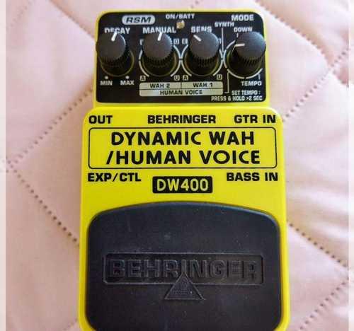 Behringer DW400 Dynamic Wah / Human Voice