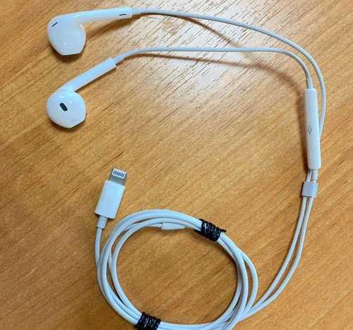 Наушники apple earpods lightning оригинал